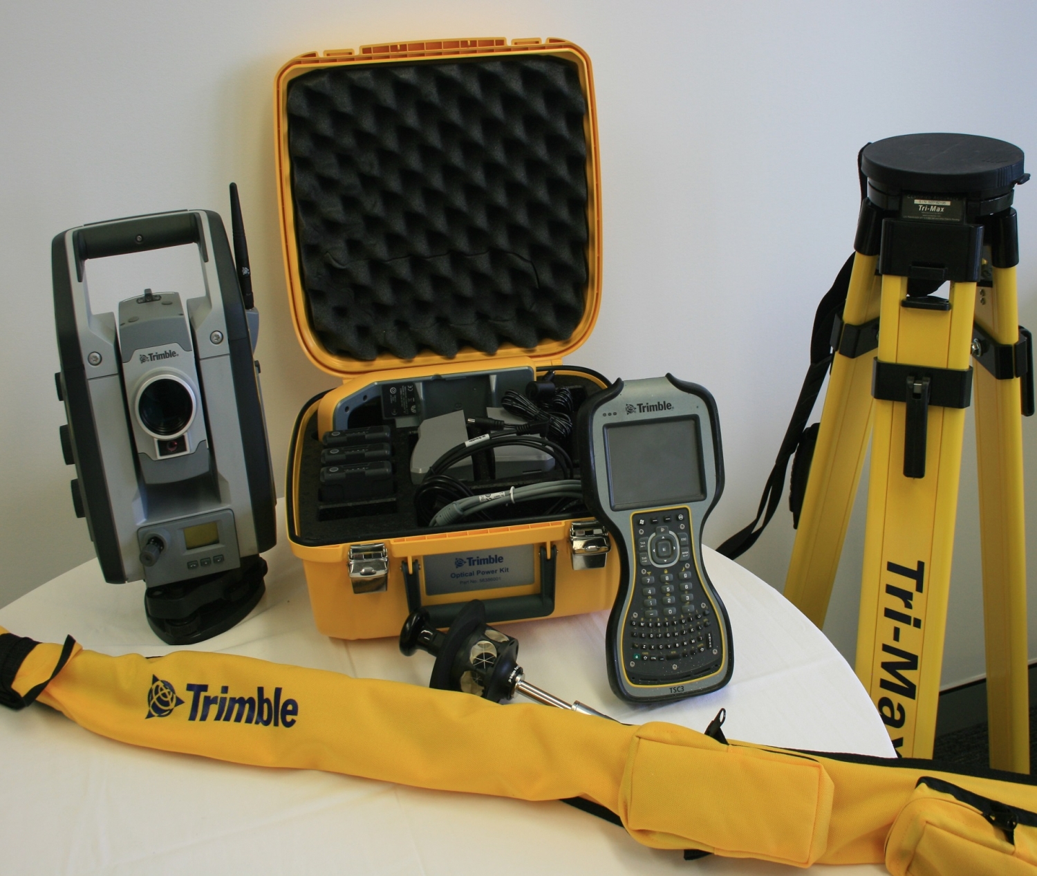 S7 Robotic Total Station Bundle | Trimble Exchange Used Equipment ...