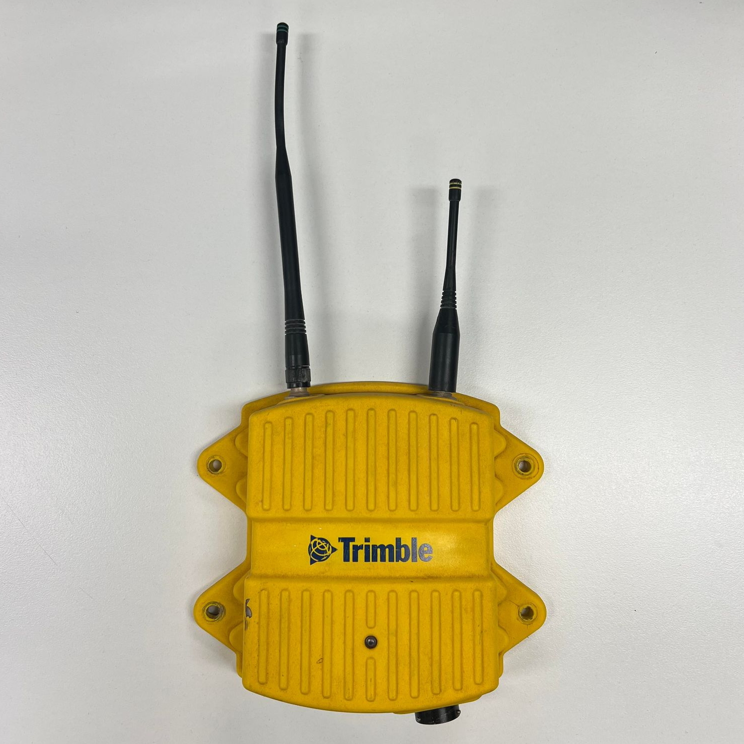 SNR434 Machine Radio - Dual Band | Trimble Exchange Used Equipment ...