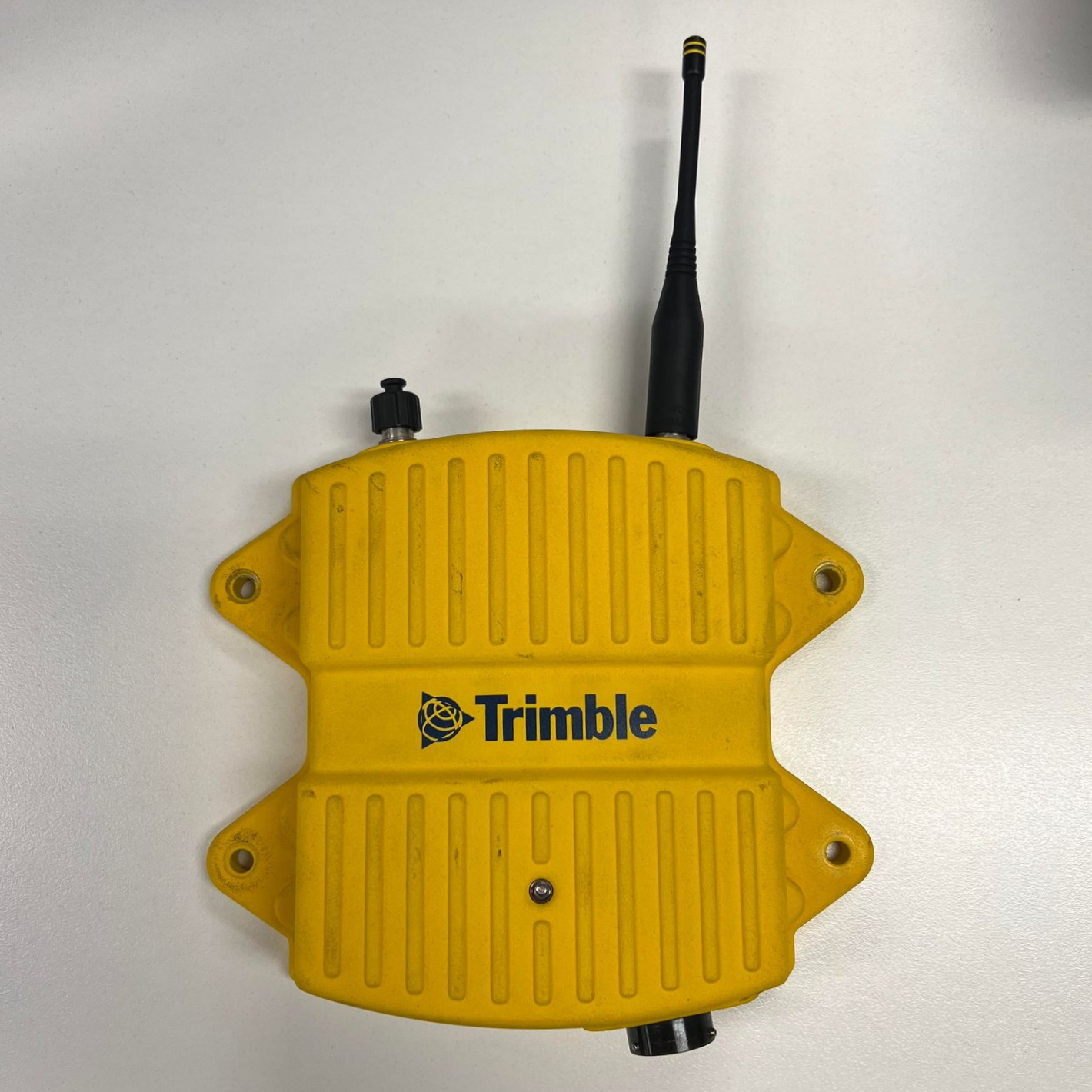 SNR434 Machine Radio - Single Band | Trimble Exchange Used Equipment ...
