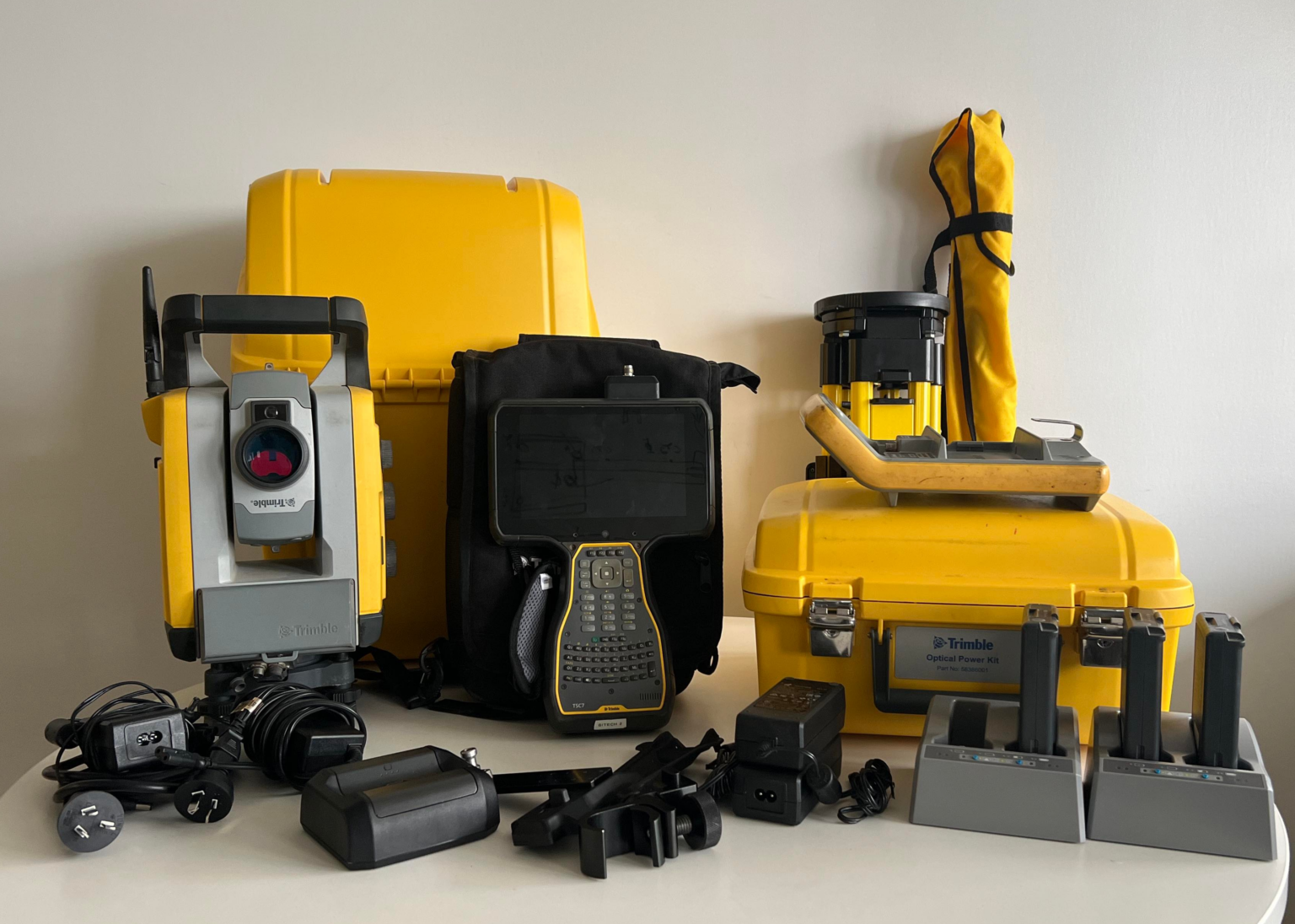 SPS930 Robotic Total Station Bundle | Trimble Exchange Used Equipment ...