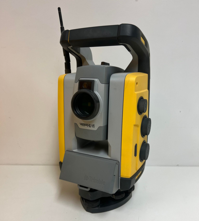 SPS930 Robotic Total Station | Trimble Exchange Used Equipment | Sell ...