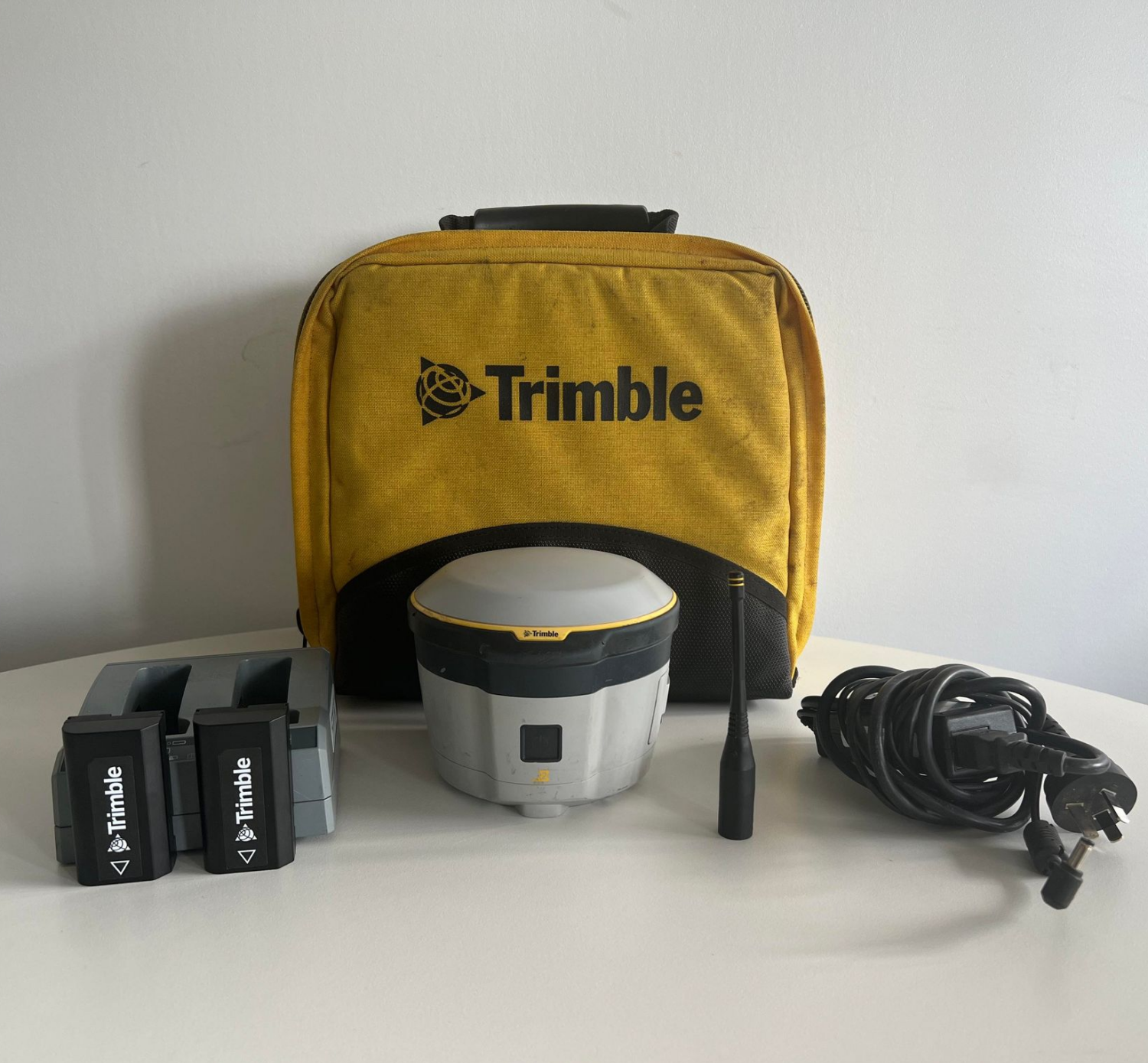 R2 Receiver | Trimble Exchange Used Equipment | Sell Survey Equipment ...