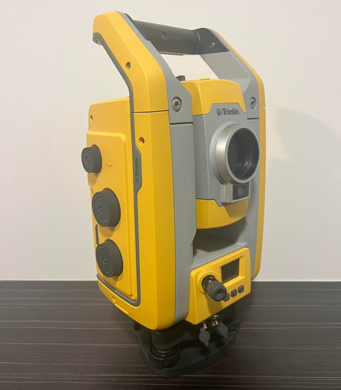 S5 3" Robotic Total Station | Trimble Exchange Used Equipment | Sell ...