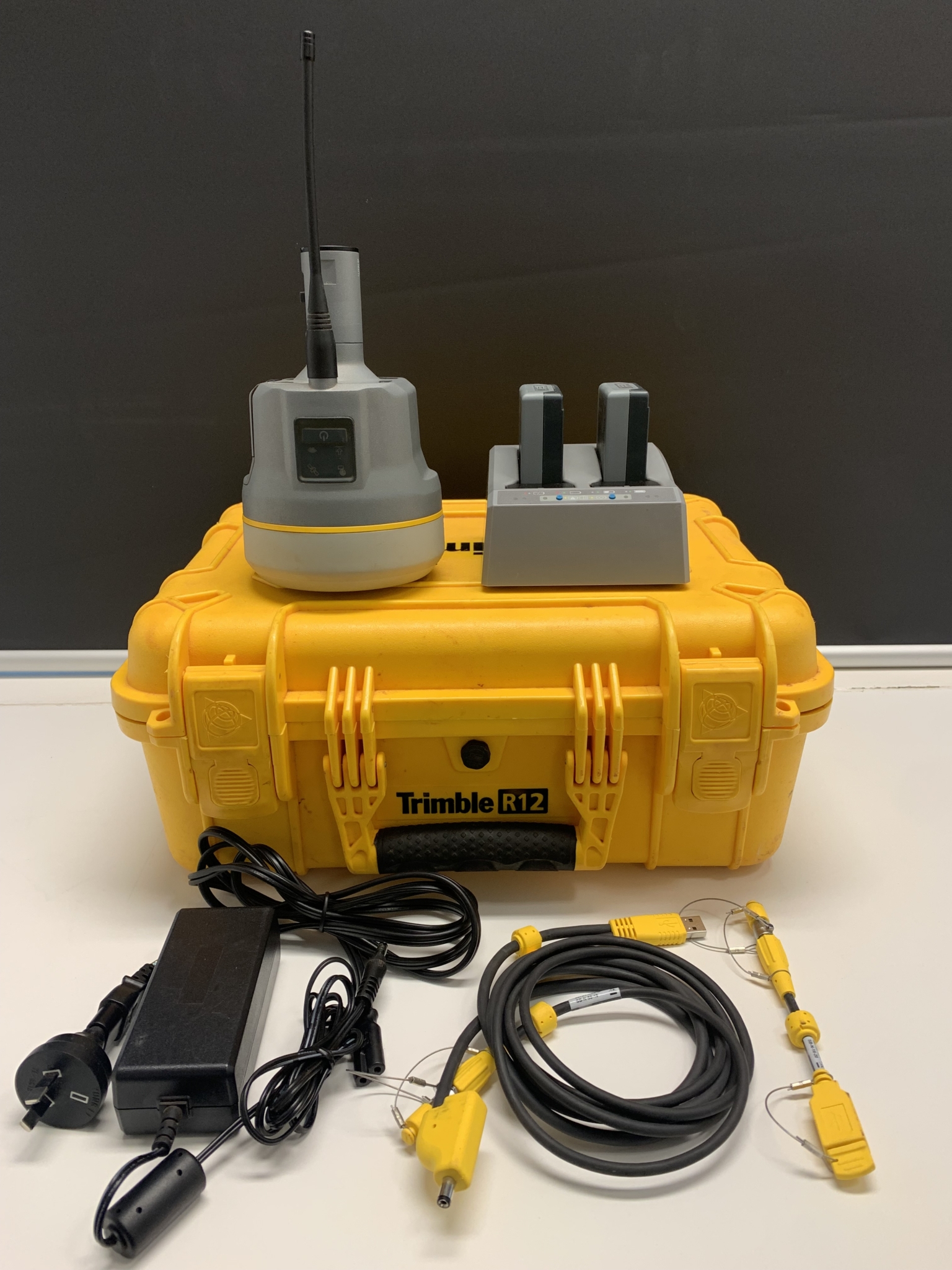 R12i GNSS Receiver | Trimble Exchange Used Equipment | Sell Survey ...