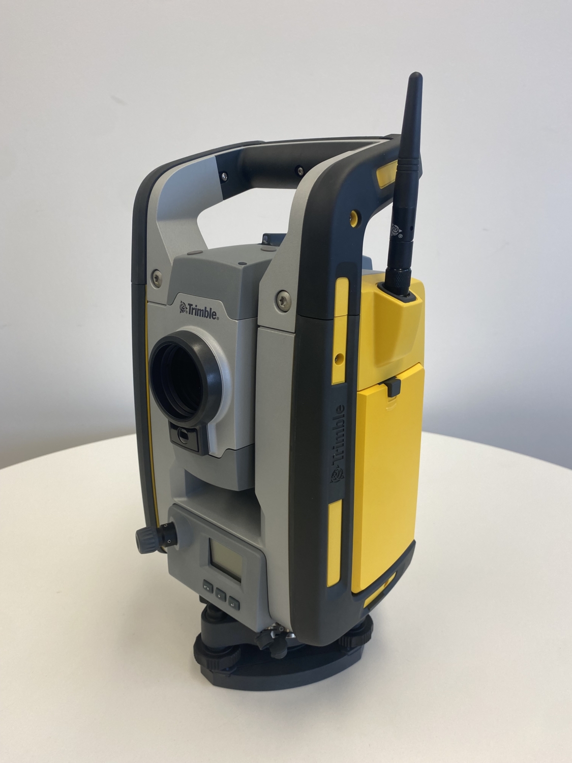 RTS573 Robotic Total Station | Trimble Exchange Used Equipment | Sell ...