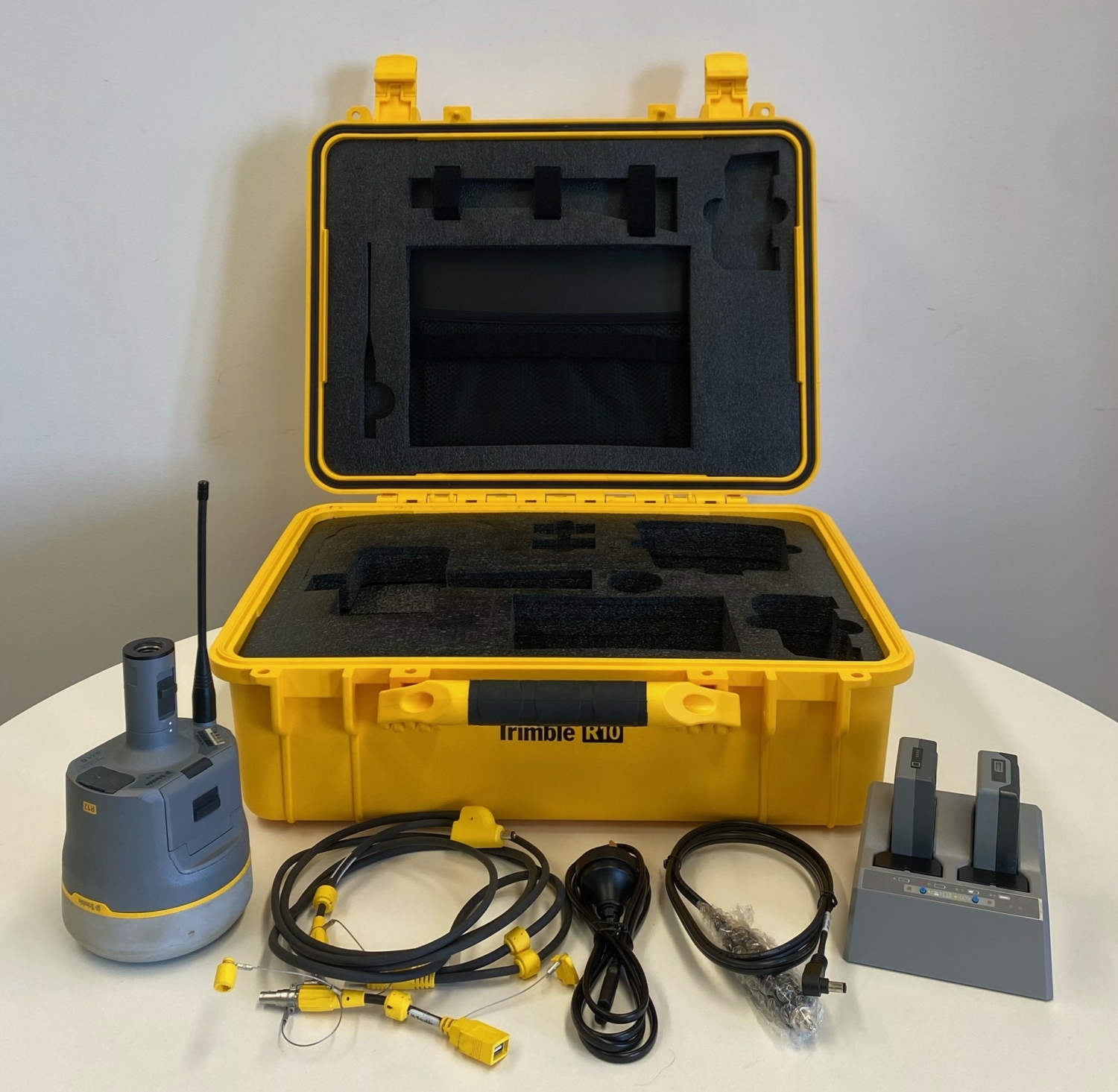 R12LT GNSS Receiver | Trimble Exchange Used Equipment | Sell Survey ...
