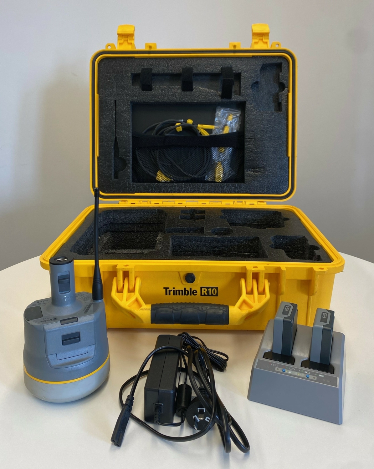 R10-2 GNSS Receiver | Trimble Exchange Used Equipment | Sell Survey ...
