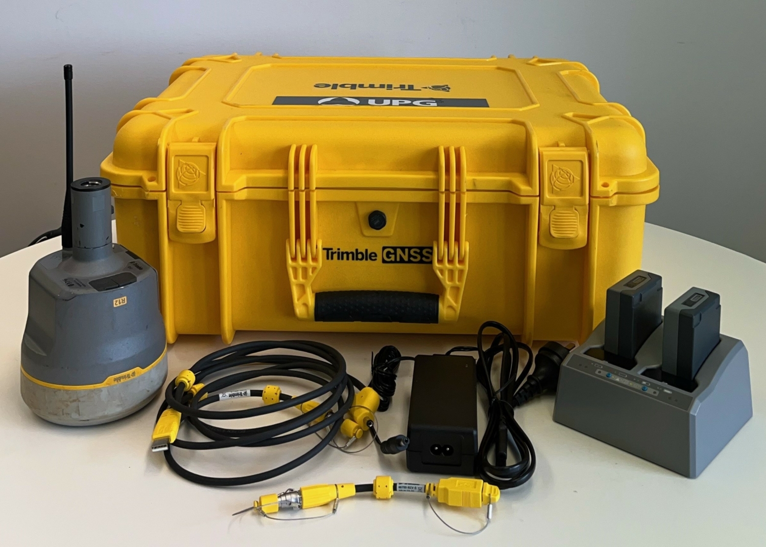R12 GNSS Receiver | Trimble Exchange Used Equipment | Sell Survey ...
