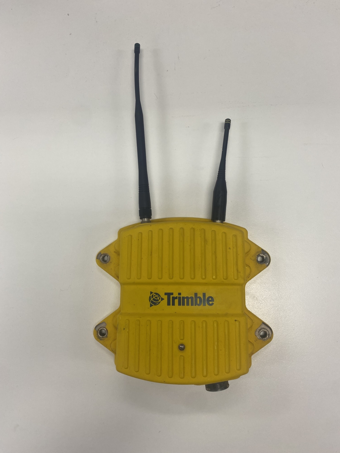 SNR434 Machine Radio - Dual Band | Trimble Exchange Used Equipment ...